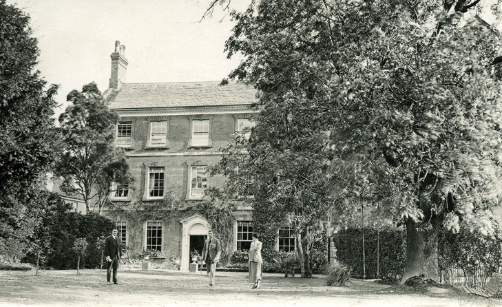 ALBERT GUDGIN & HIS FAMILY AT OLNEY MILL