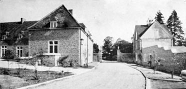 Stoke Goldington Association - History of Gayhurst House