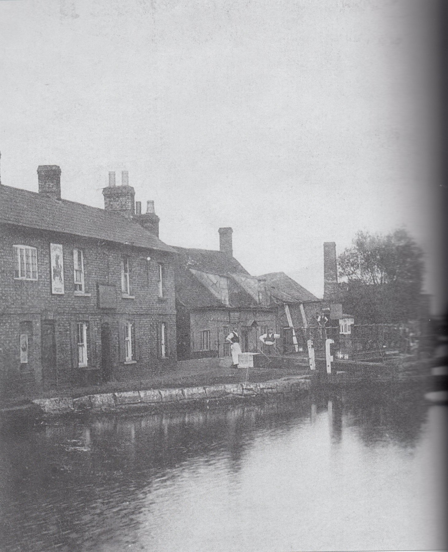 Red Lion, Fenny Lock - Woburn Sands Collection